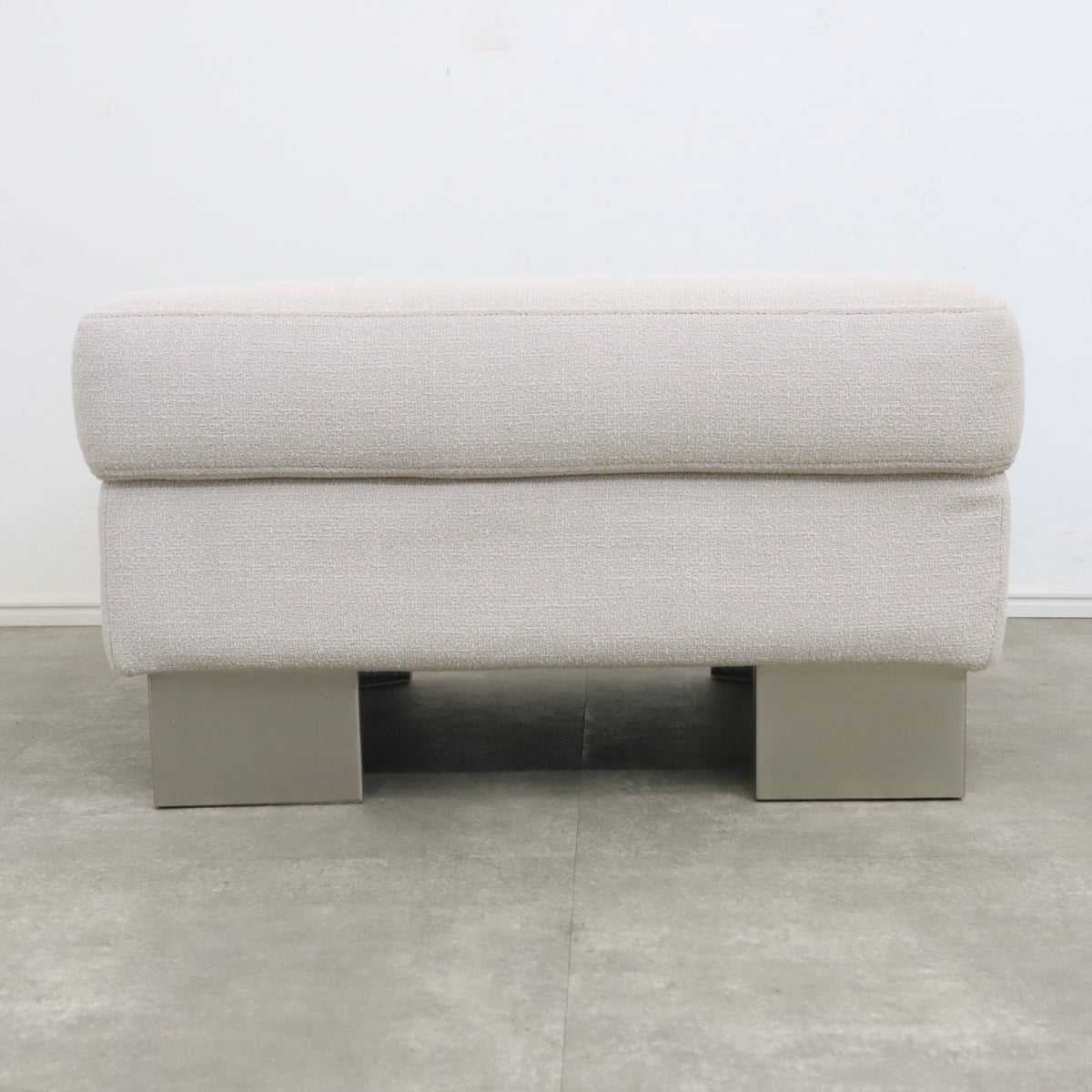 BoConcept ボーコンセプト セノーバ Cenova オットマン スツール – バナルオンラインショップ（BANUL）の通販ならBANUL